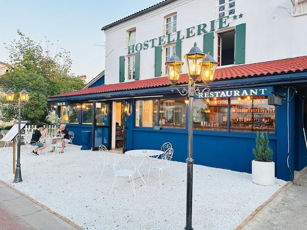 Hostellerie Des Voyageurs - Saint-Just-Saint-Rambert