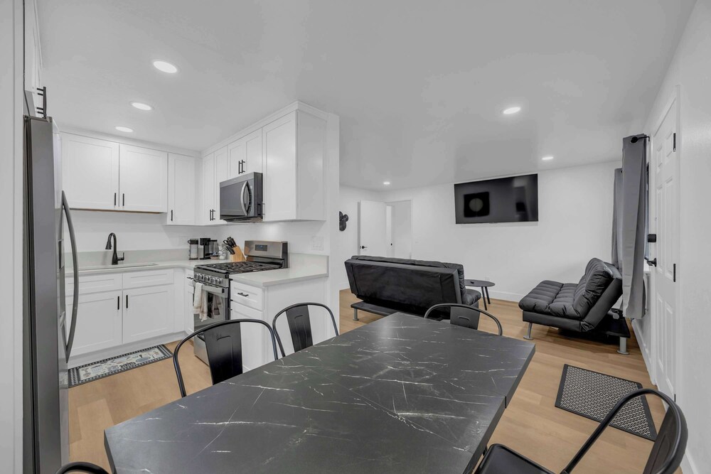 Reno House: 3 Bedrooms - Reno | Vrbo