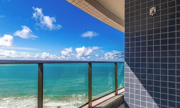 Apartamento Básico | Terrenos do alojamento