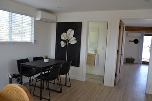 Casa Nova Romantic private Desert Escape With EV Charger 20 Min to ...