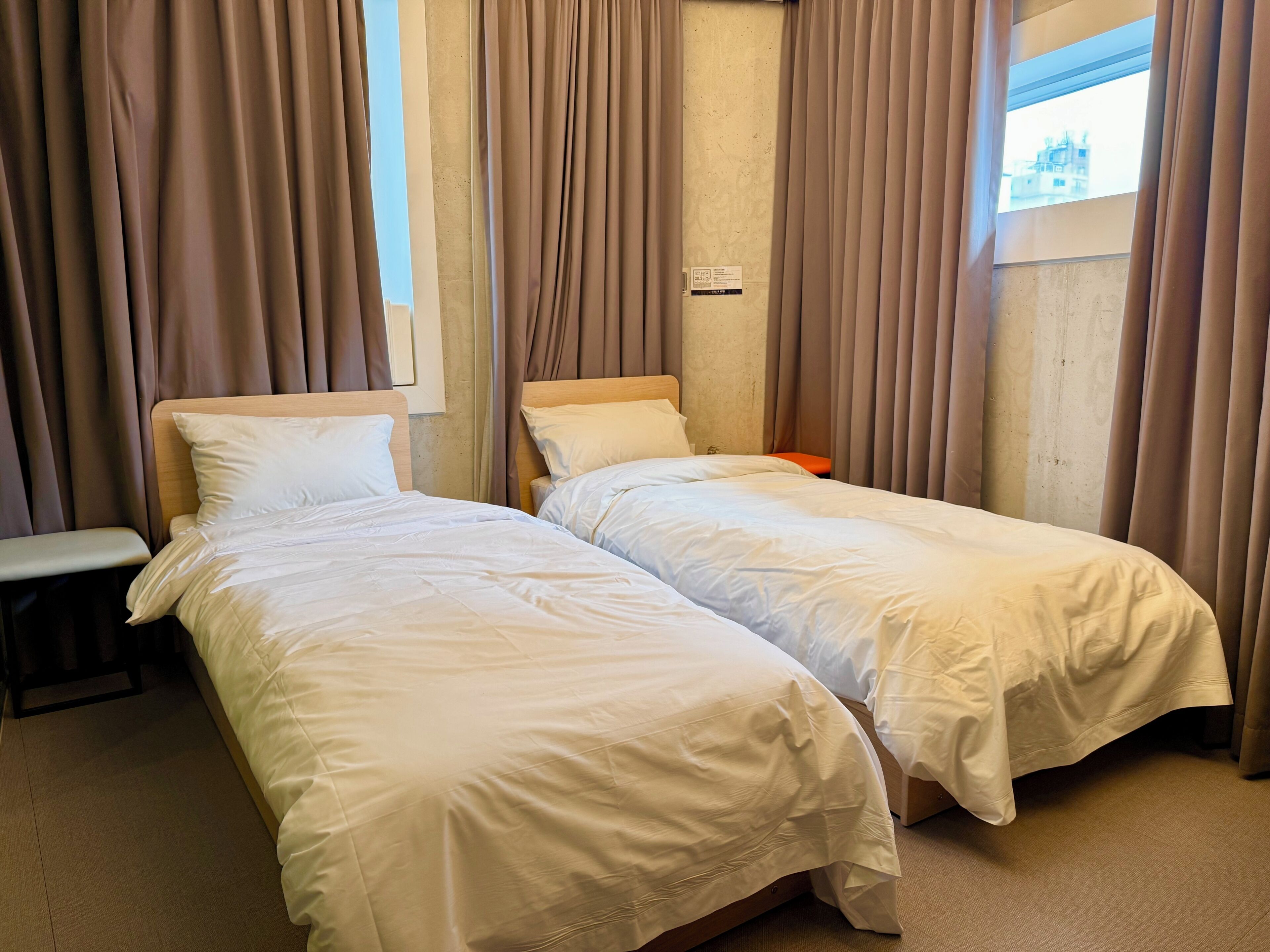 Wi-fi grátis, roupa de cama fornecida 