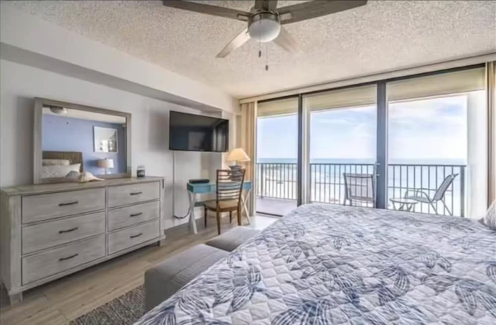 Oceanoasis Beachfront Condo in Daytona Beach Shores Avis, Prix & Photos ...