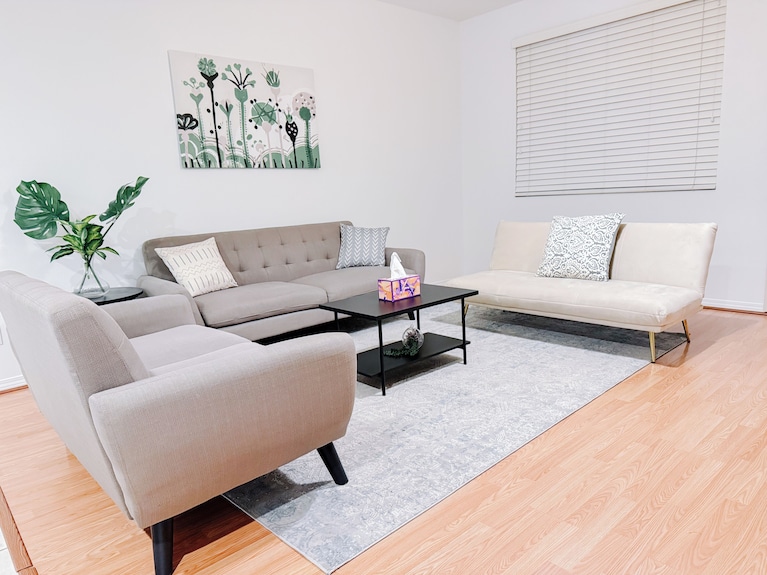 Spacious Palmdale/quartzhill Family Getaway Home - Palmdale, CA