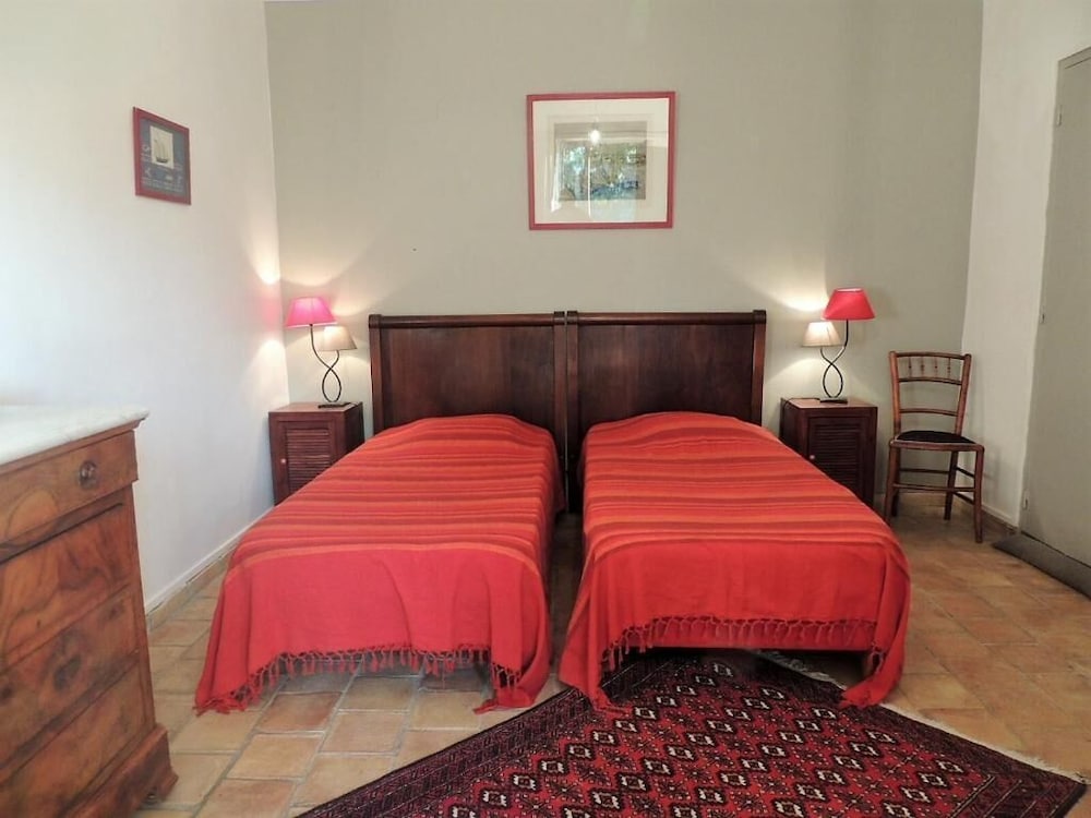 Chenesverts-bucaille.com - Pertuis