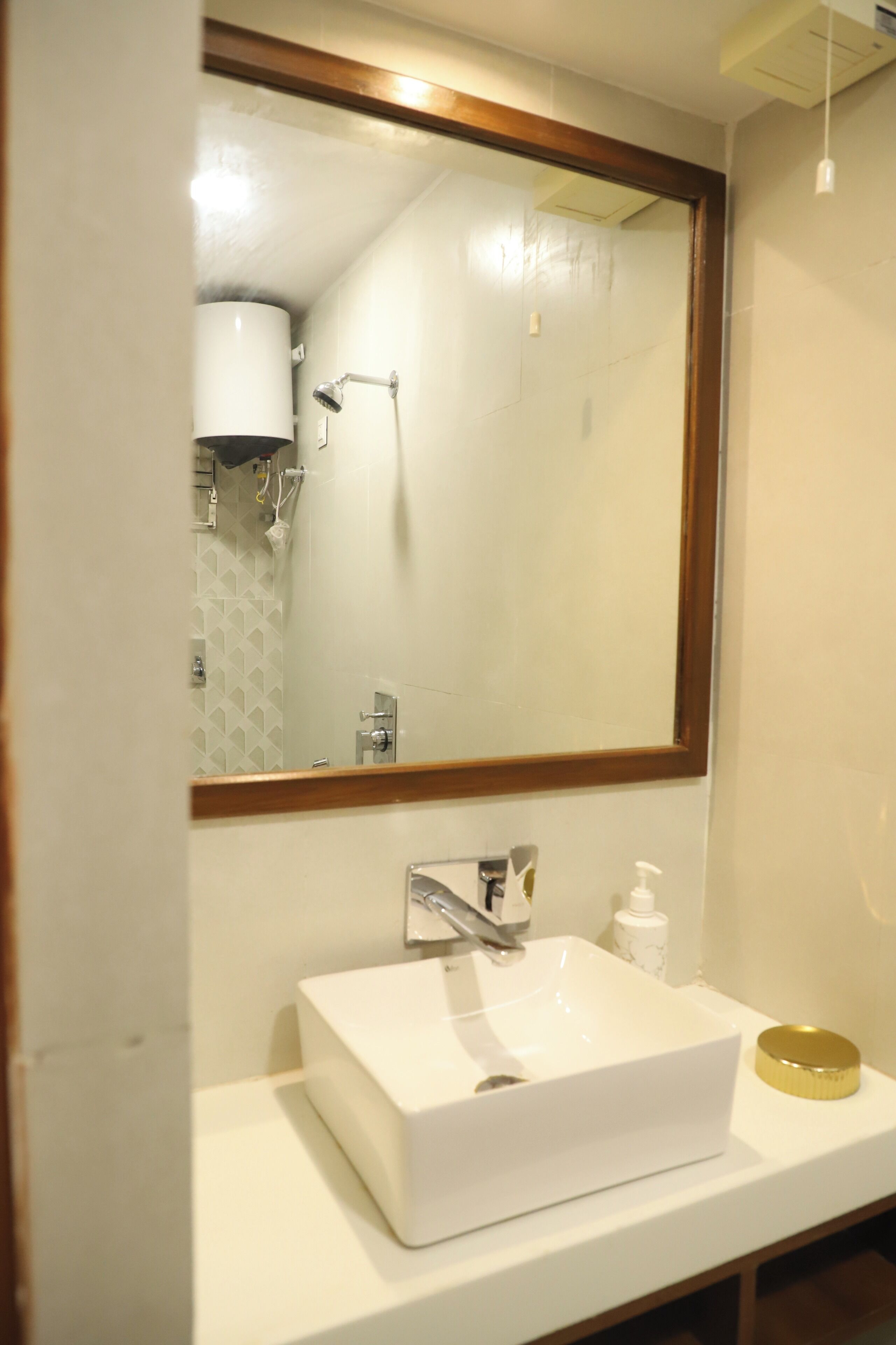 Quarto standard, vista para a cidade | Wi-Fi de cortesia