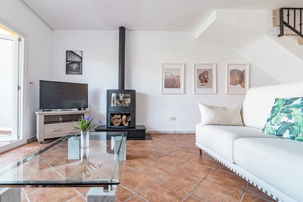 Pg9 - Andalucian 3-story Townhouse Near Estepona - Costa del Sol