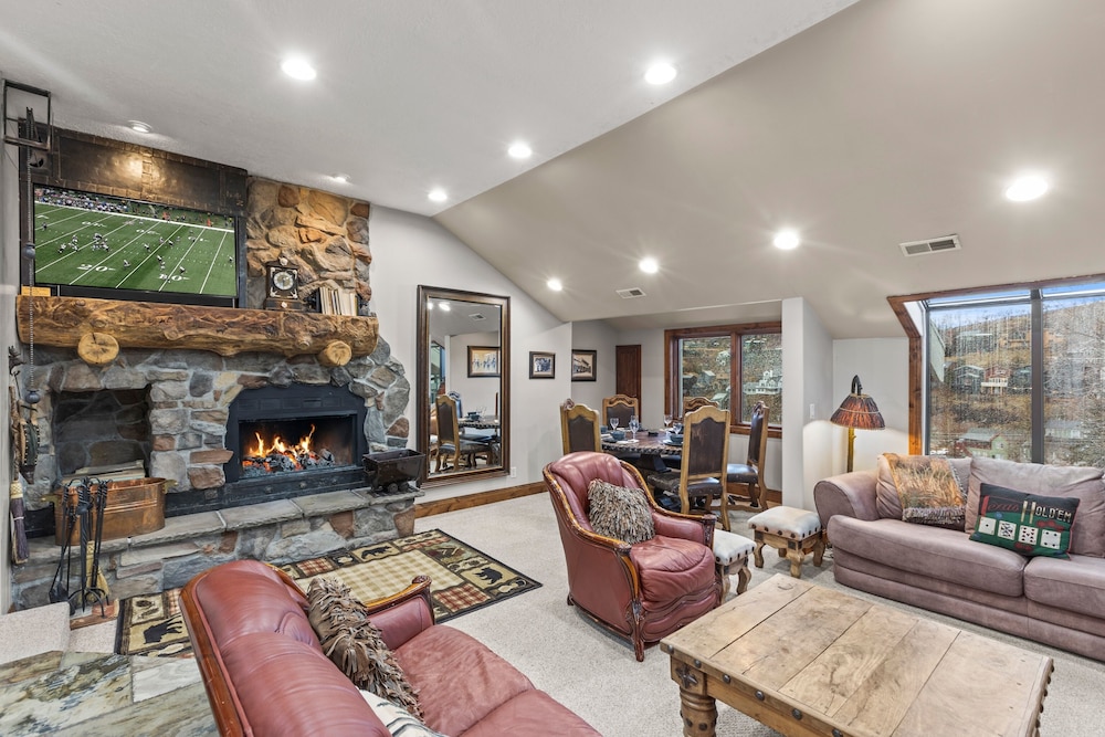 Snoozin Nancy 3 Bedroom Townhouse - Park City, UT