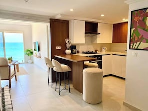 Apartamento, 2 quartos, varanda | Sala de jantar