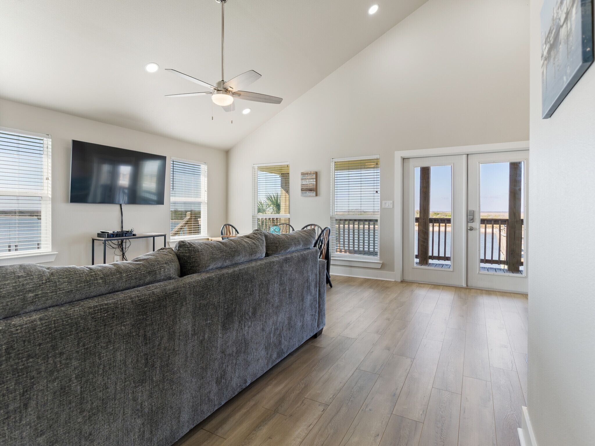 Amazing Views - 3 Bed/2 Bath Home On Colorado River - Matagorda, TX