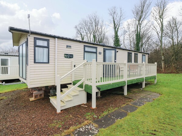 Caravan Number 77 - Coldingham