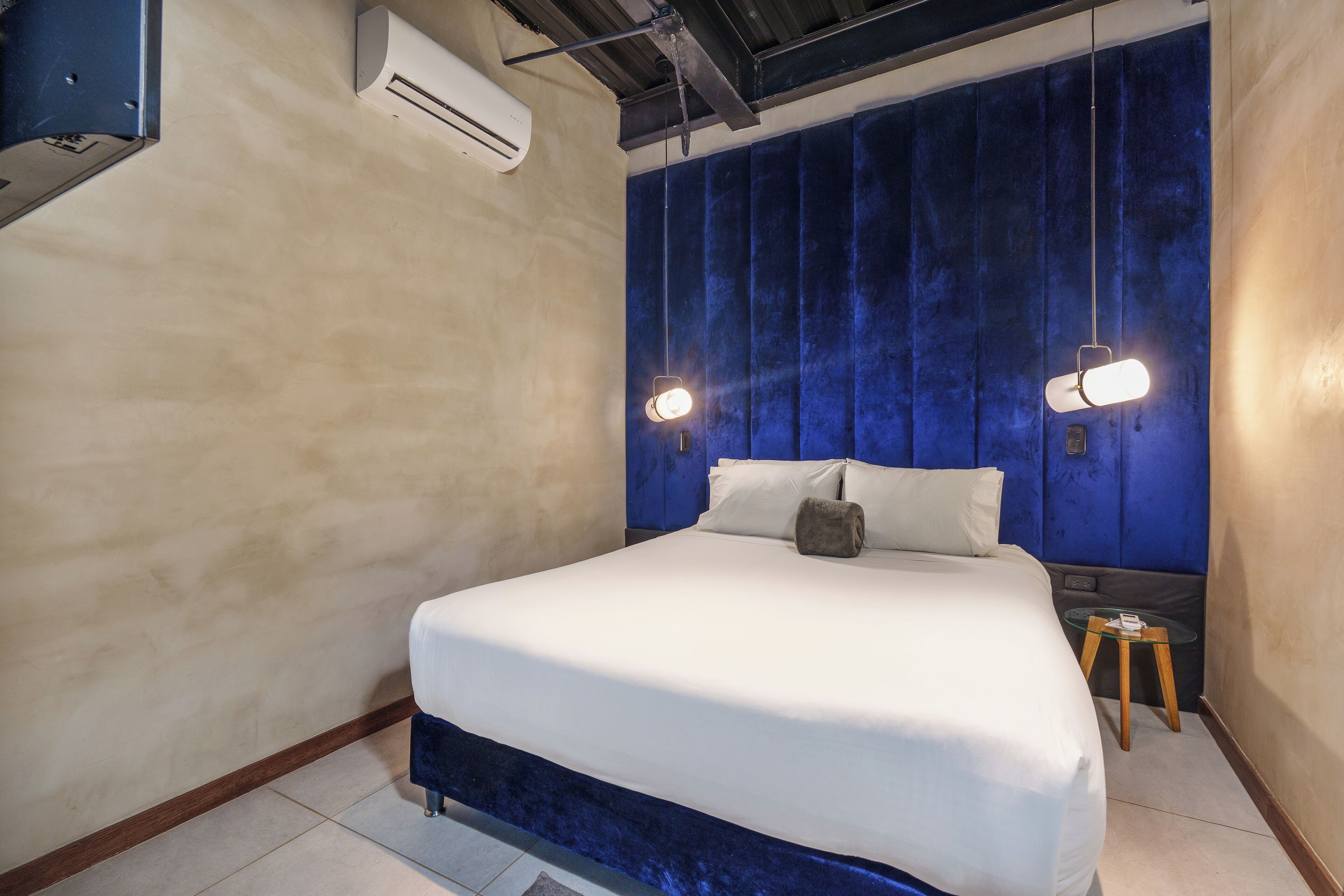 Quarto casal superior, vista para a cidade | Wi-Fi de cortesia