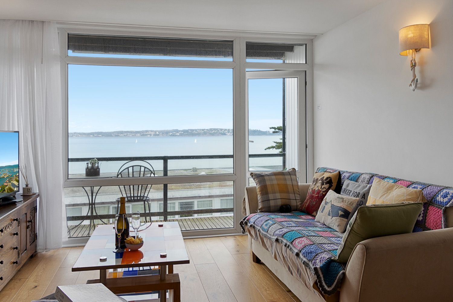 Seaside Rendezvous - Sleeps 7, Sea Views & Parking - Brixham
