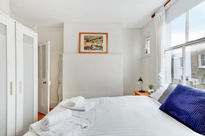 Casa | 2 quartos, internet de alta velocidade 
