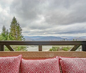 2 Br: Rimfire 214 - Great Western Views on Large Deck Corner Unit ...