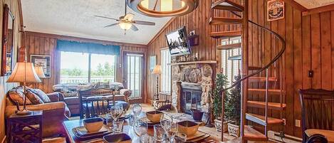 Casa, várias camas, pátio, vista para a montanha (2 Br: Wabasso 10) | Sala de estar