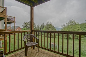Apartamento em Condomínio Fechado, 1 cama queen-size e sofá-cama, varanda (1 Br: Powderidge 60) | Vista do quarto