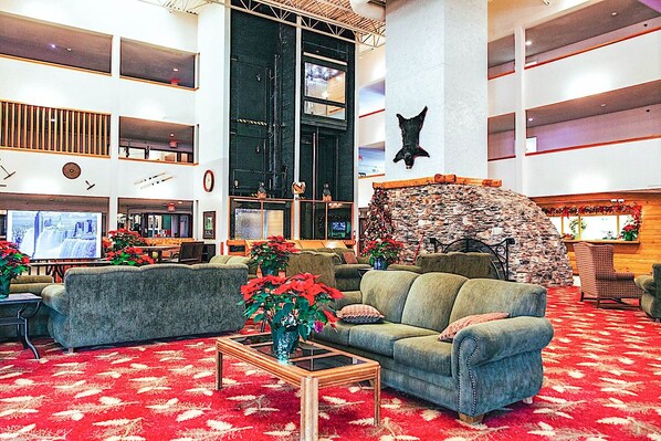 Mountain Lodge 233 2 Br Condo With Access to Ball Hooter Lift Reviews ...