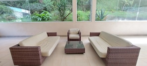 Apartamento Básico | Terrenos do alojamento