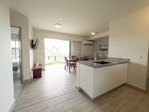 Ocean Waves View -V5-PBC- 2 bed, 2 bath Reviews, Deals & Photos 2026 ...