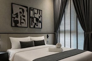 Minibar, secretária, Wi-fi grátis, roupa de cama fornecida 