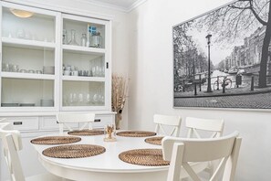 Apartamento (2 Bedrooms) | Parte interna