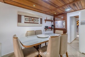 Apartamento Básico | Restaurantes