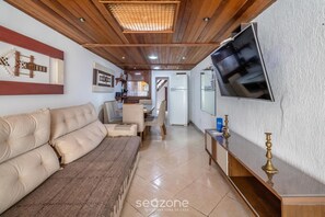 Apartamento Básico | Sala de estar