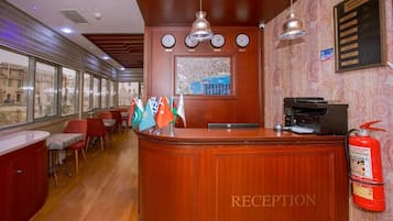 Monitores, impressoras