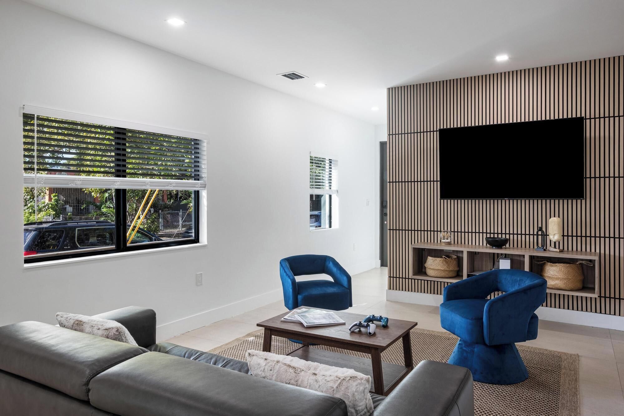 Fútbol-themed Home With Hot Tub - Miami, FL