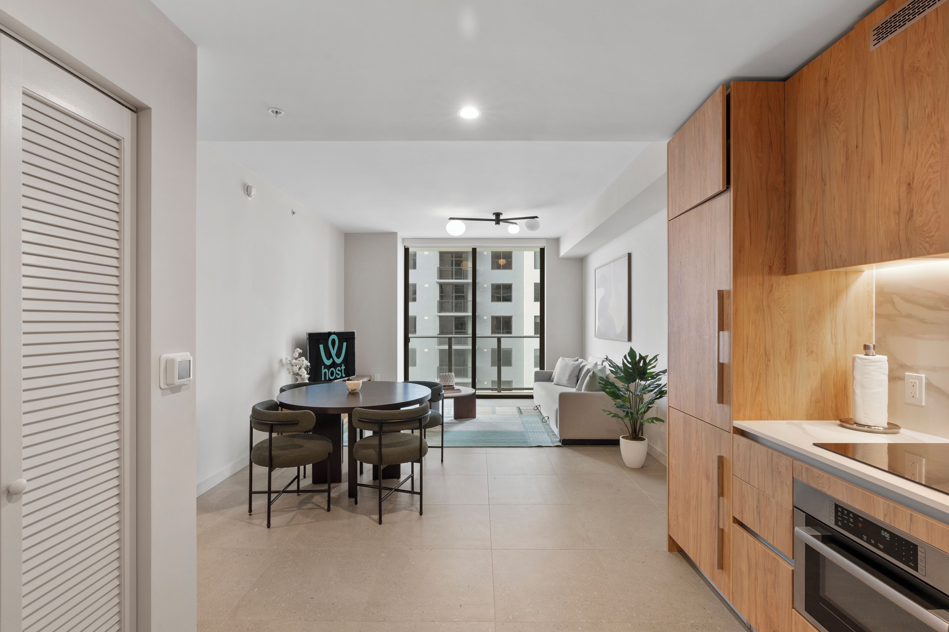 Apartamento Cidade, Vista para a cidade | Sala de jantar