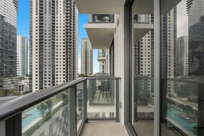 Apartamento Cidade, Vista para a cidade | Varanda