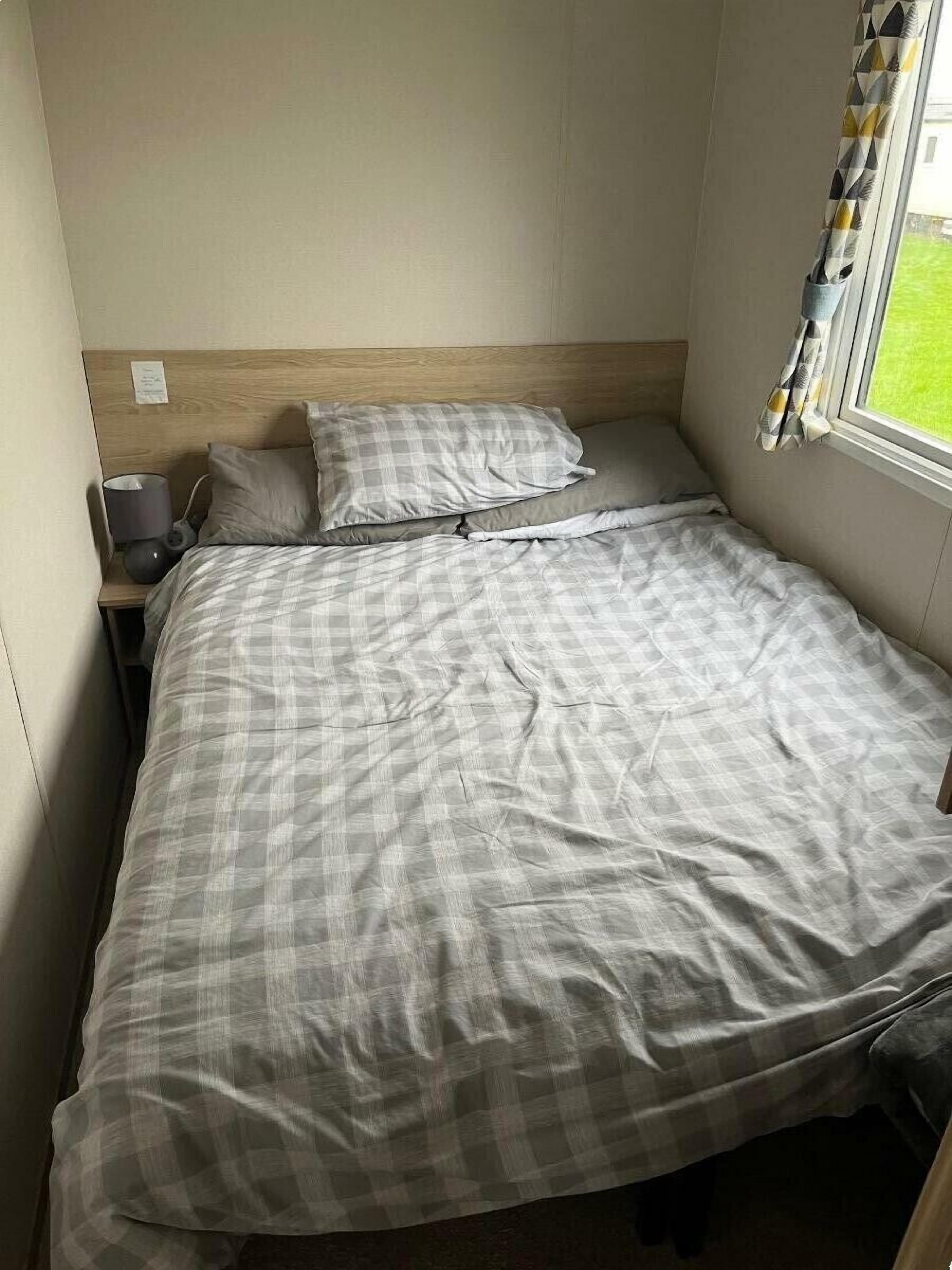 3 quartos, com decoração personalizada, com mobília individualizada 