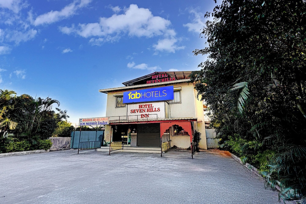 Fabhotel Seven Hills Inn - Lonavla