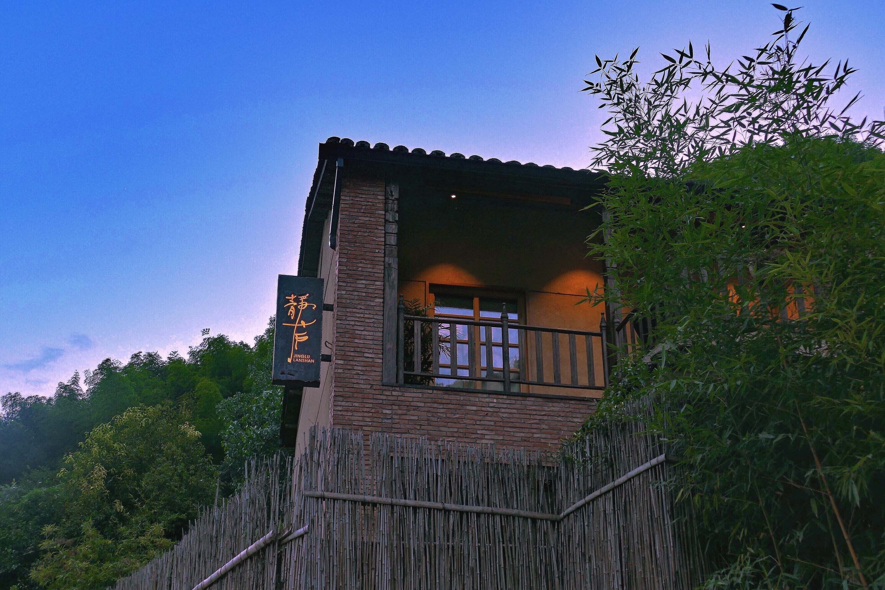 Pormenores do exterior