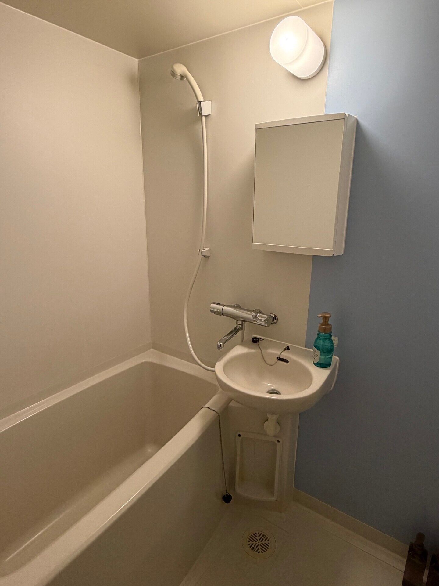 Quarto Twin Standard | Secretária adequada para computadores portáteis, Wi-fi grátis 