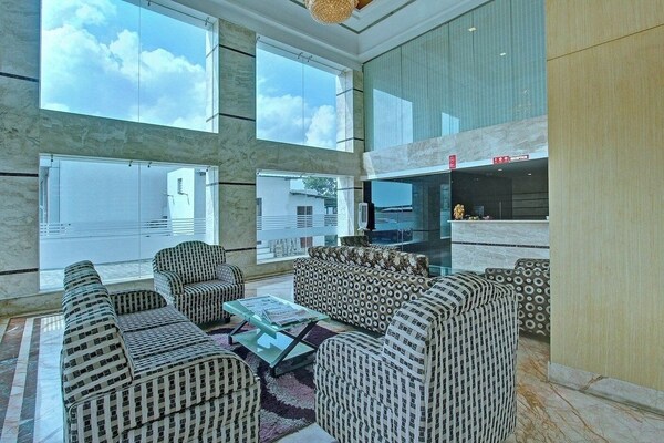 Hotel Meridian Inn - Tirunelveli
