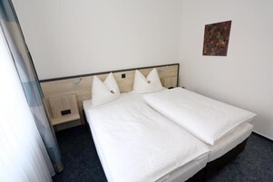 Quarto Duplo Comfort | Secretária, Wi-fi grátis 