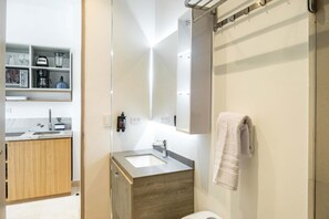 w Startling Loft in the Heart of Bocagrande, Cartagena: Hotel Reviews ...