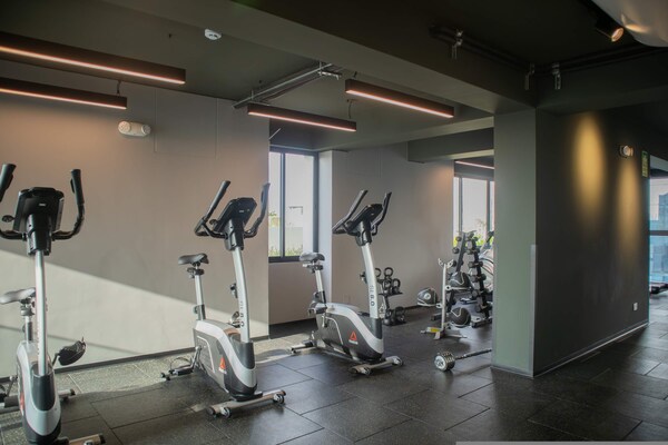 W Contemporary 1br W/ Balcony In Miraflores - Lima