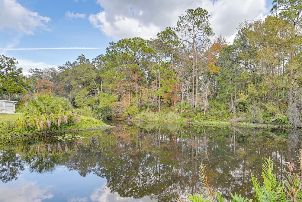 Weeki Wachee Family Getaway: Canal-front Home - Spring Hill, FL