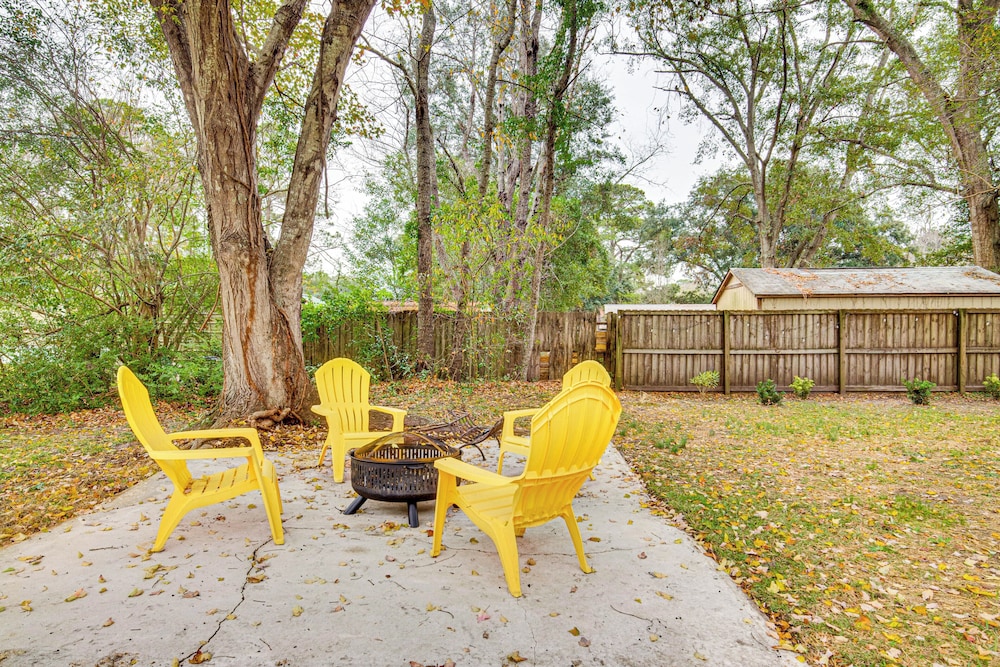 Relax Fireside: Family Home 6 Mi To Dtwn Beaufort! - Port Royal, SC