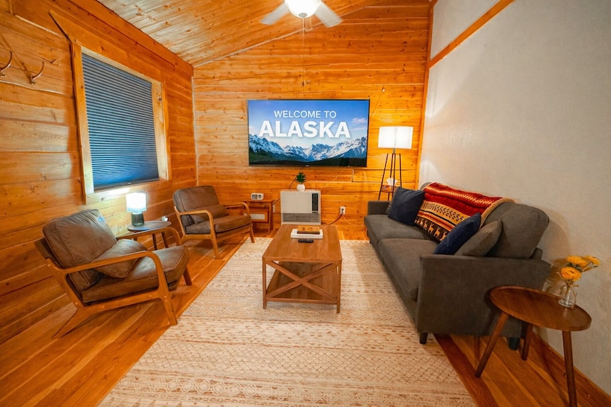 Serene 1-bedroom Cabin In Fairbanks Perfect For A Cozy Getaway - Alaska