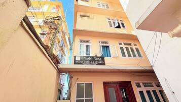 Fachada da propriedade