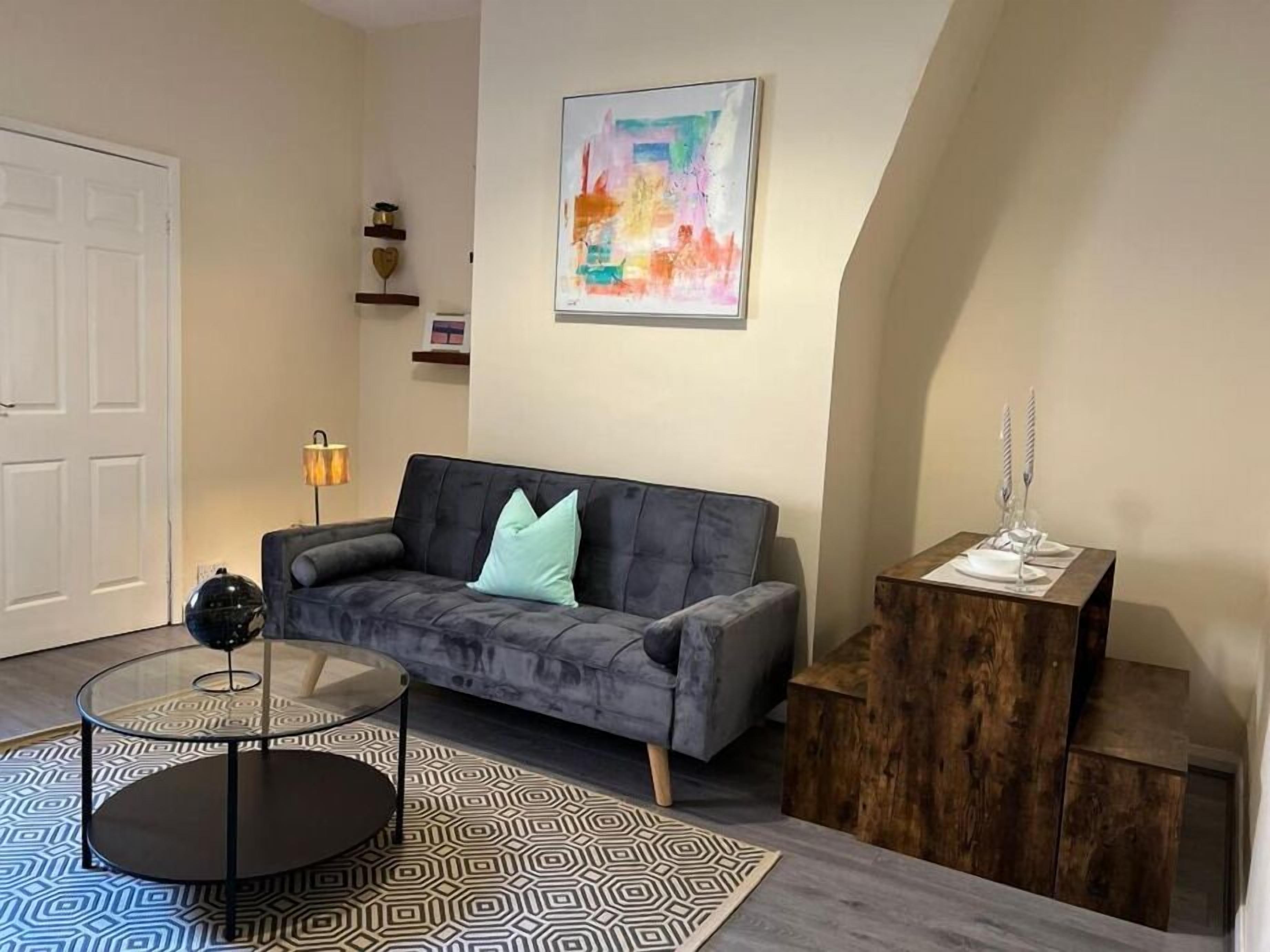 Tyneside Two Bedroom Apartment - 게이츠헤드