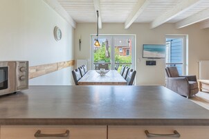 Casa | Cozinha privada | Cadeirão de bebê