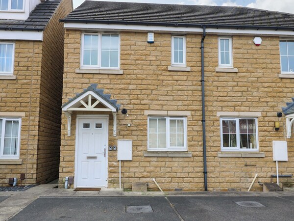 Cottage Holiday Home - Huddersfield