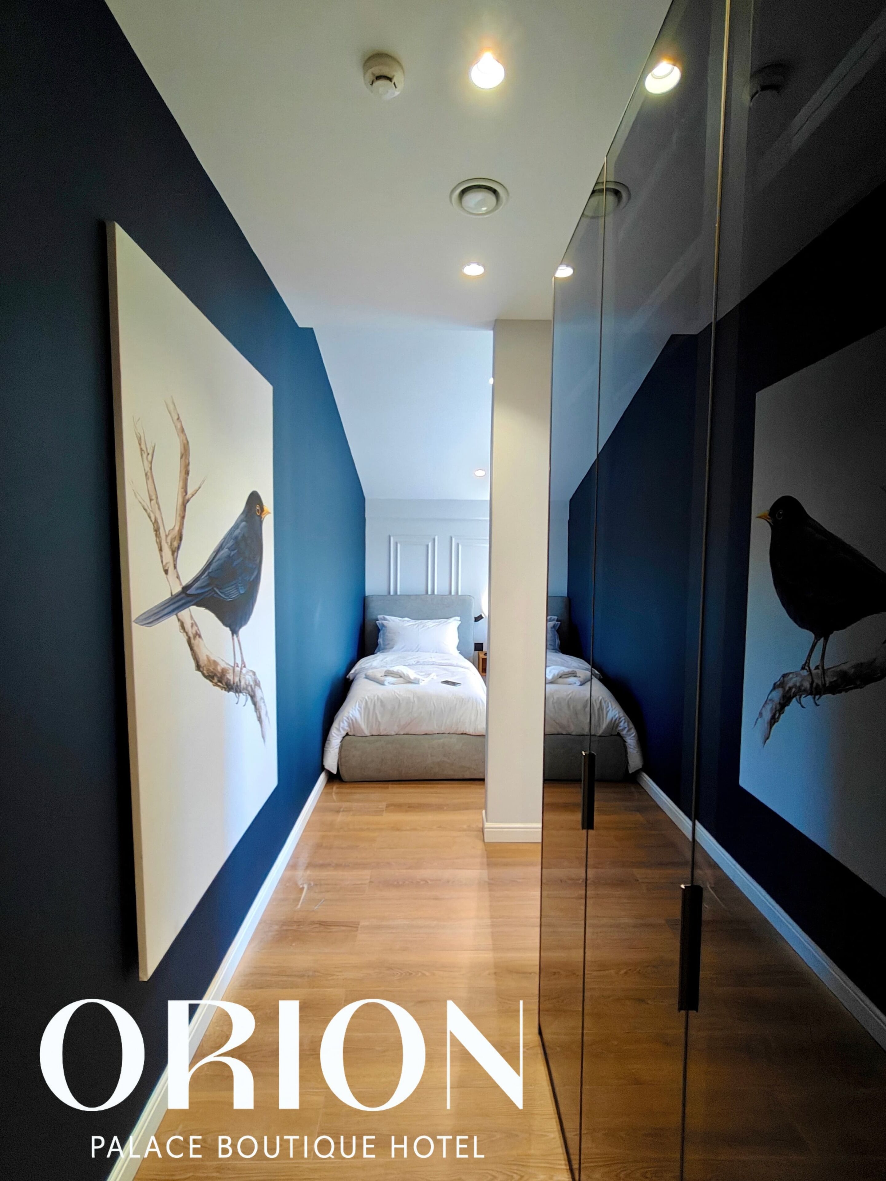 Quarto Triplo Deluxe, vista para a baía | Cofre no quarto, quartos insonorizados, Wi-fi grátis 