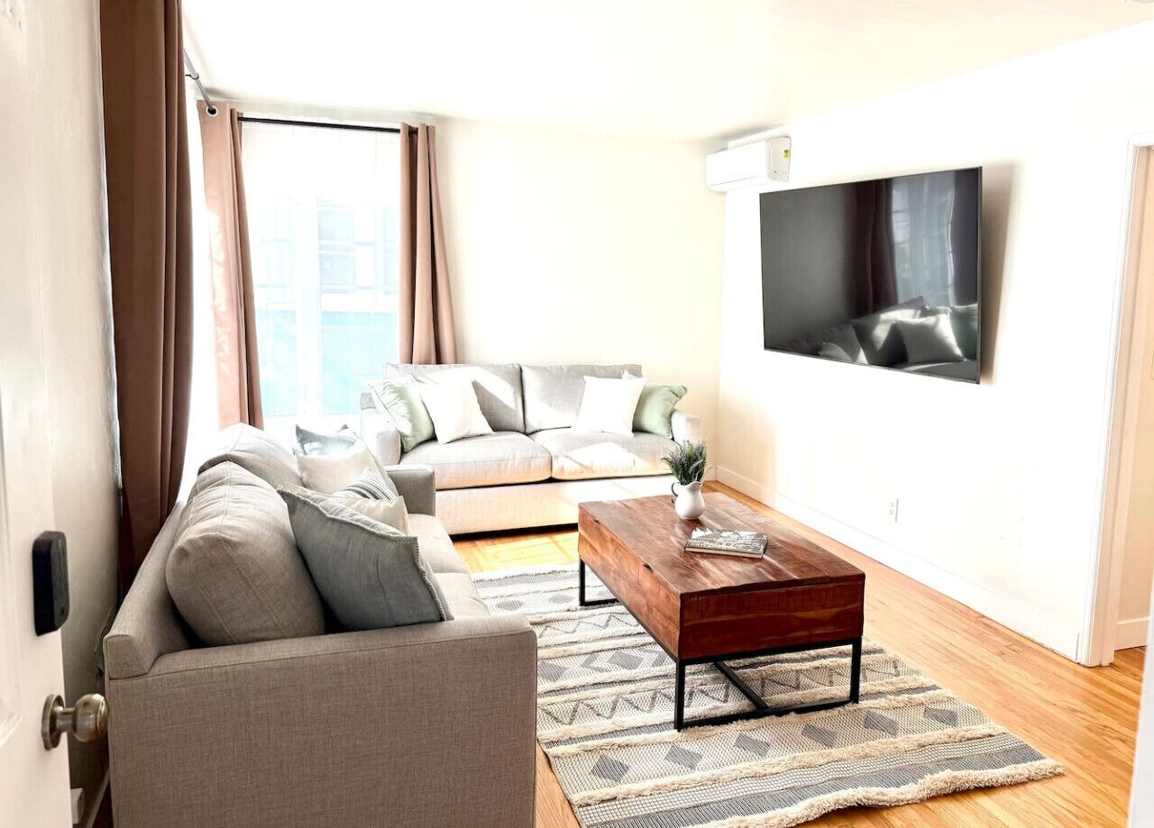 Chic City Getaway | Steps From Little Italy - San Diego