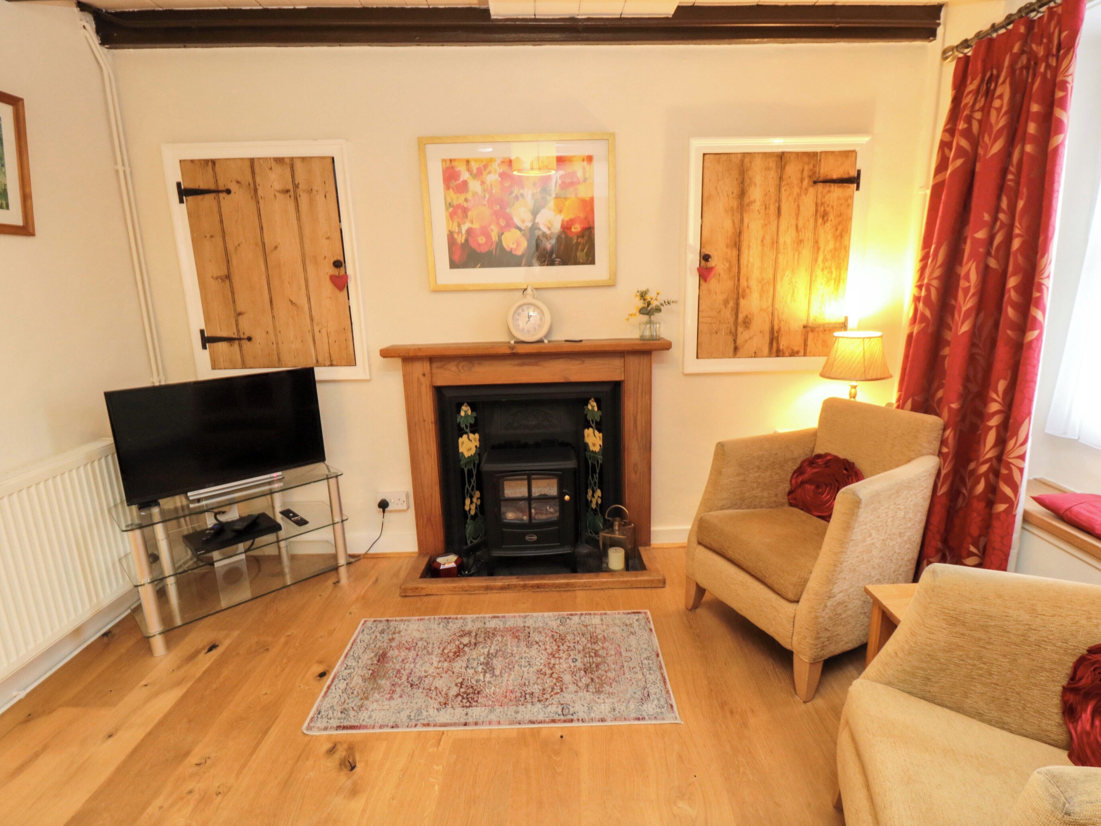 Beacon Cottage, Pet Friendly, Character Holiday Cottage In Pickering - Thornton Dale