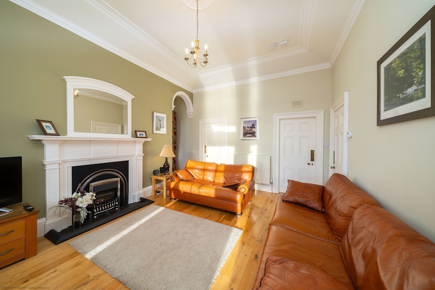 Cleish Apartment - Sleeps 5 Guests In 3 Bedrooms - Aeropuerto de Edimburgo (EDI)